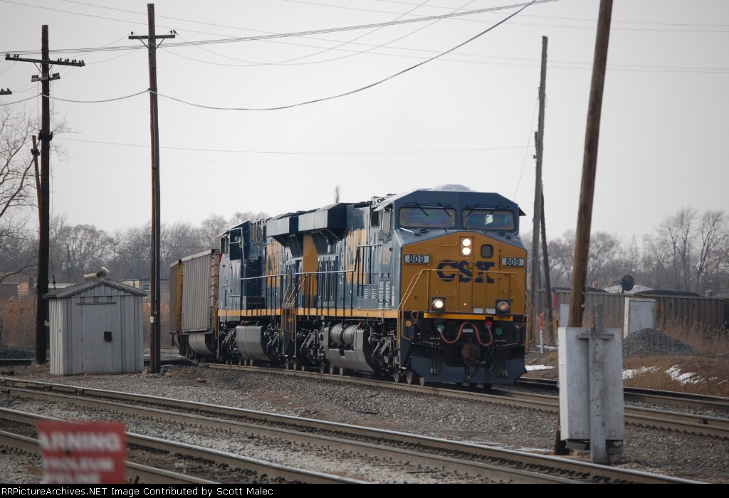 CSX 809 & 806